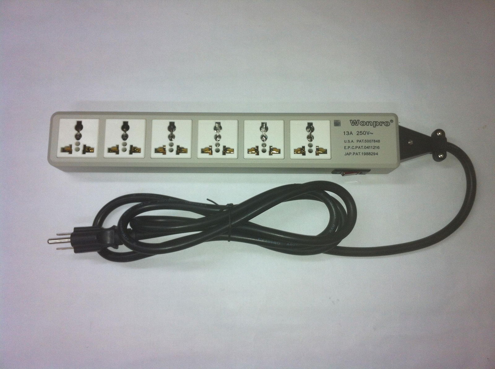 6 gang Universal Receptacle Extension Adapter - WE-4A.6-E105 - Wonpro ...