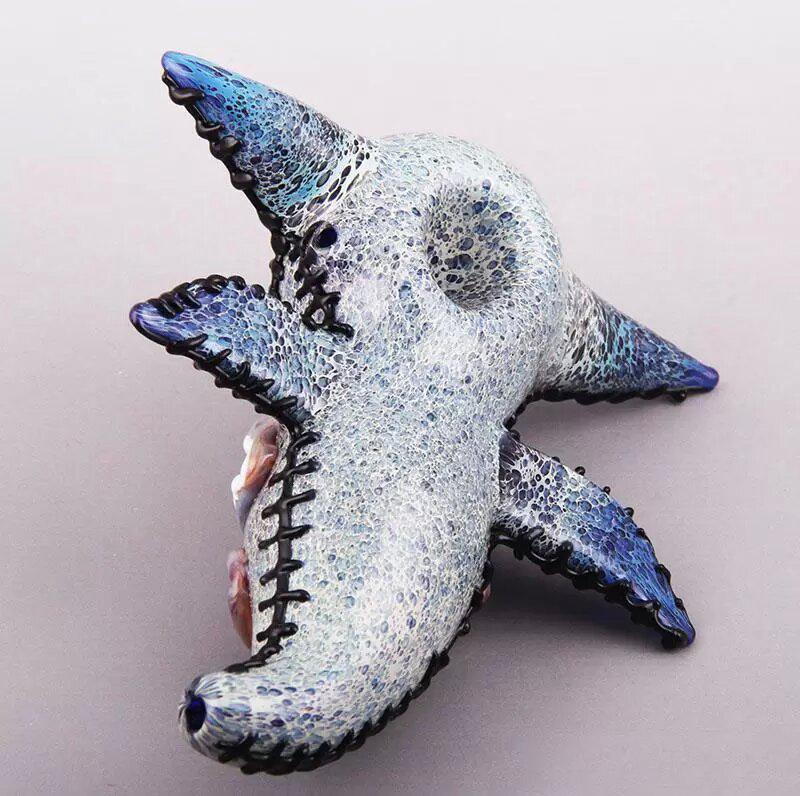 Amazing Design Glass Pipe Starfish Eating Worm Outlook Style For ...
